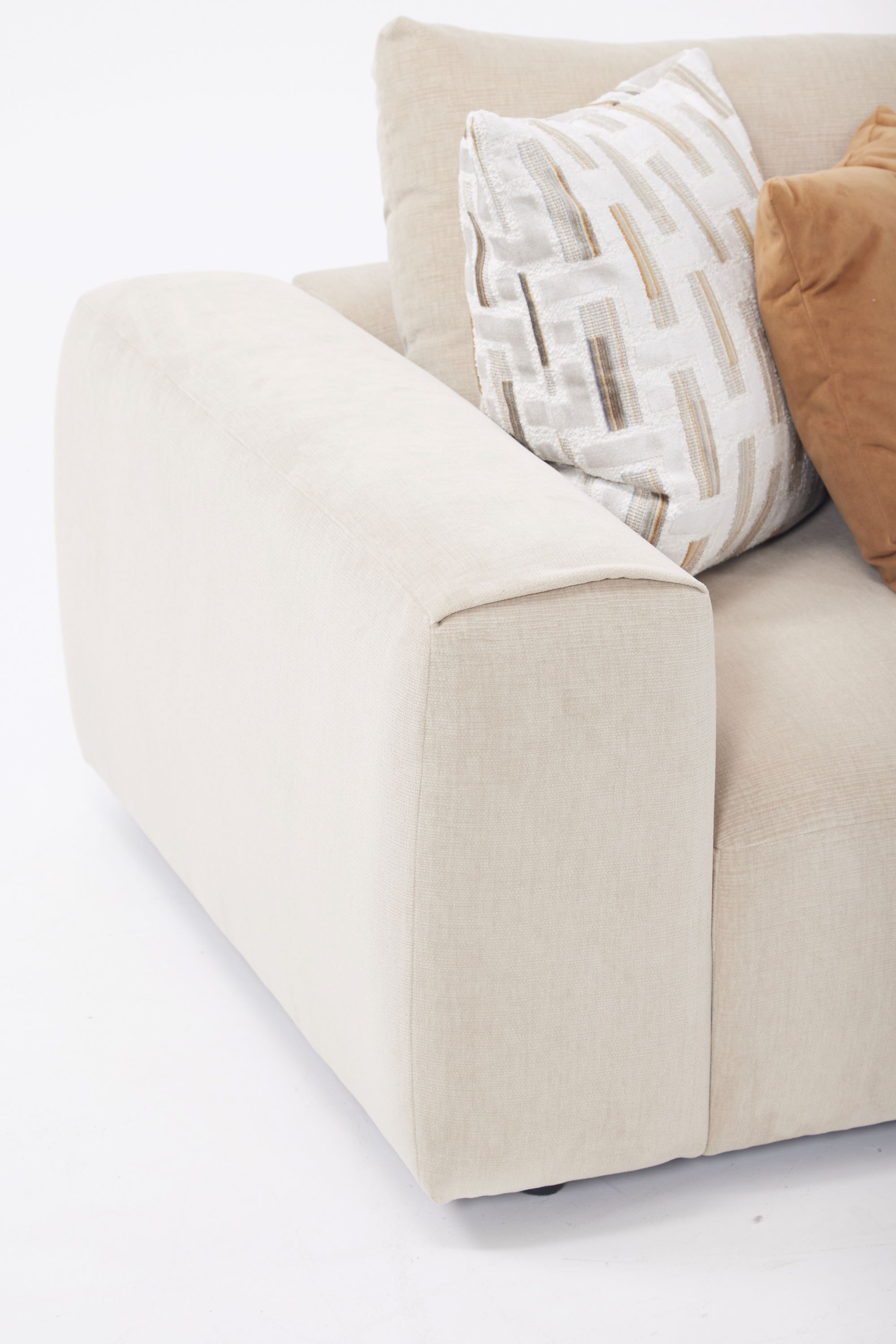 Liana 2 Corner 1 & Chaise | Caseys Furniture